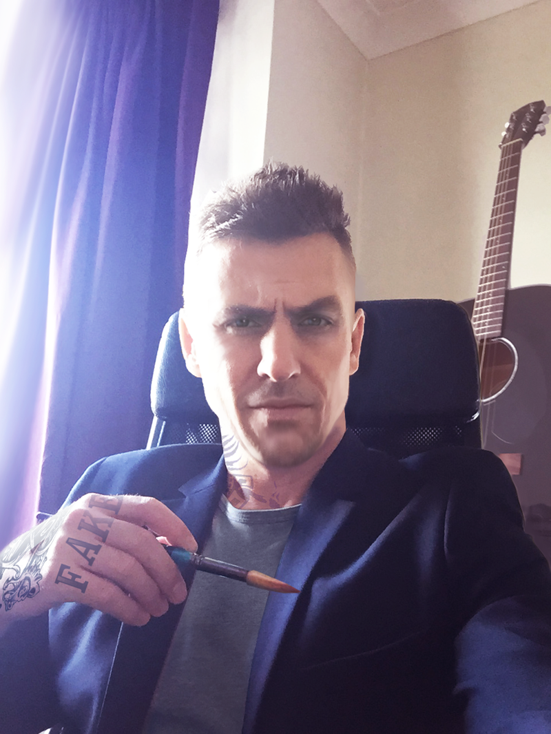 Aspiring Rocker Paints Portraits Using His Own Blood To Help Fund His ...