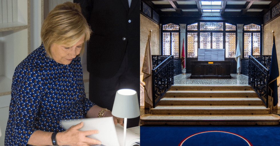 PHOTOS: Hillary Clinton Visits Despar Teatro Italia Venice and Reads ...